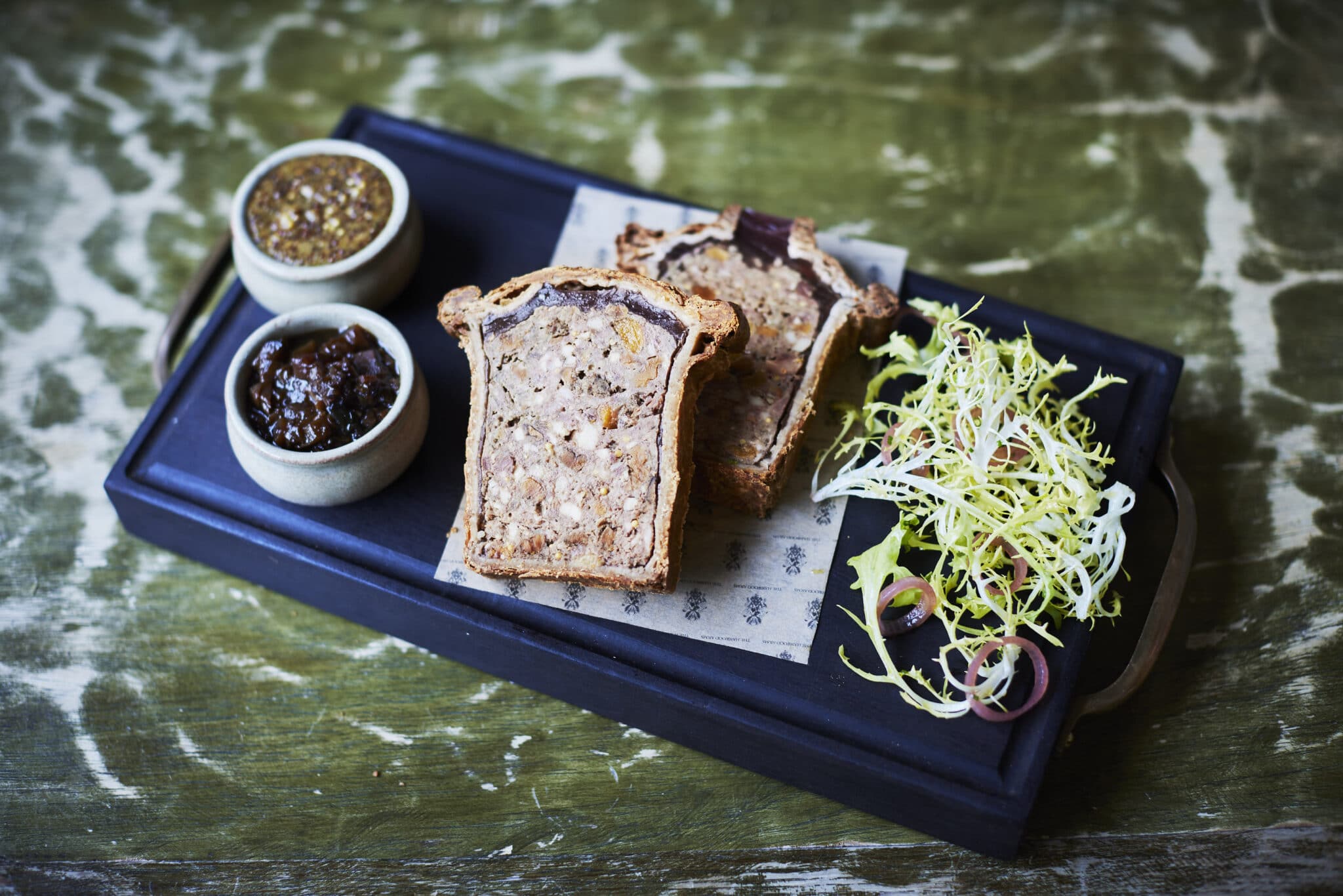 Muntjac pâté en croûte - Eat Game – Healthy game recipes.